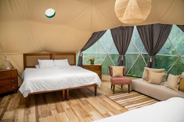 Hold Me Tight (HMT) Couples Retreat in beautiful Costa Rica